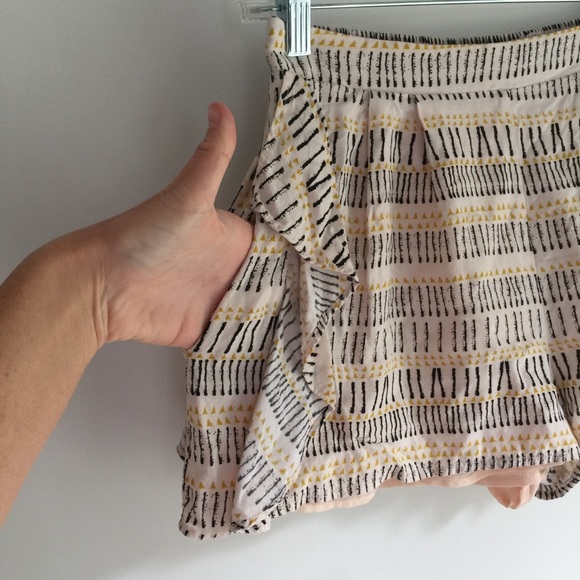 BCBGeneration | Shorts | Bcbgeneration Blousy Shorts High Waisted ...